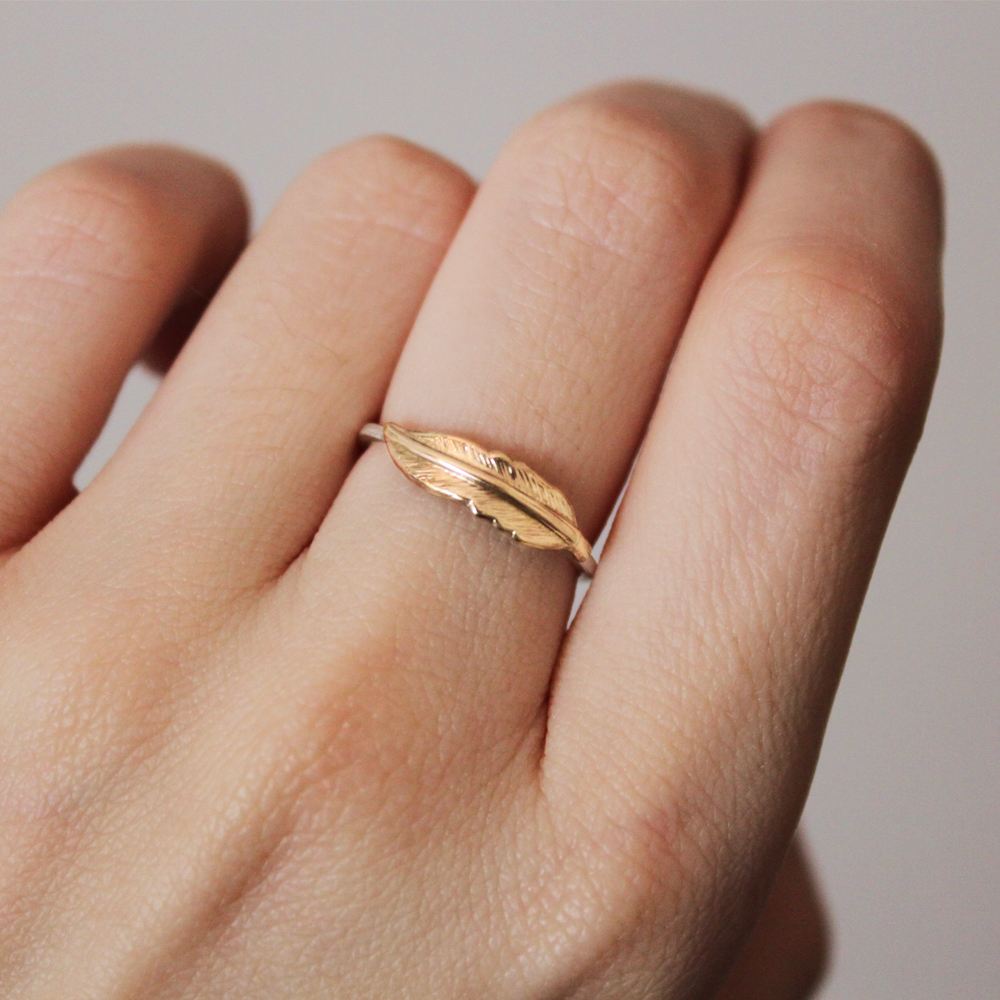 Feather Ring on Luulla